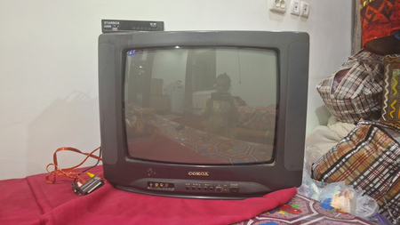 Televizor СОКОЛ (tyuneri bilan).