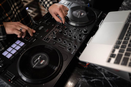 Продам dj-контроллер Hercules Inpulse T7