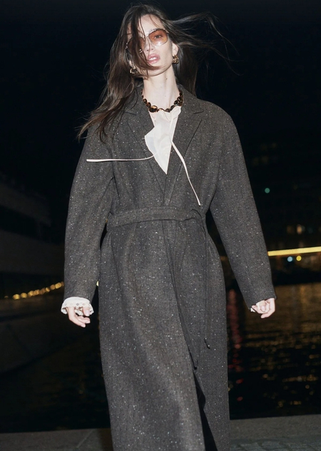 Shvetsiya brendi H&M maxsuloti
