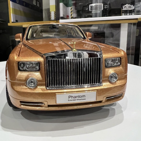 Модел 1:18 Mersedes Brabus 850