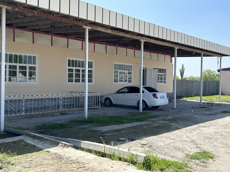 Choyxona binosi sotiladi