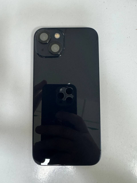 iPhone 13 идеально как новый