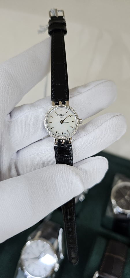 Женские Часы Tissot С бриллиантиками