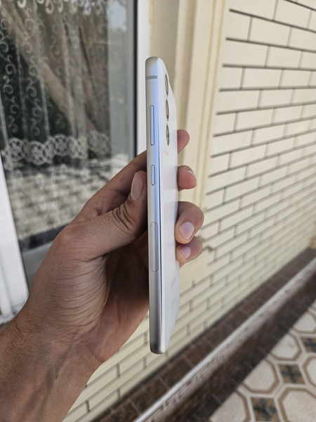 Srochno Samsung S21 FE 2sim 128g sotiladi