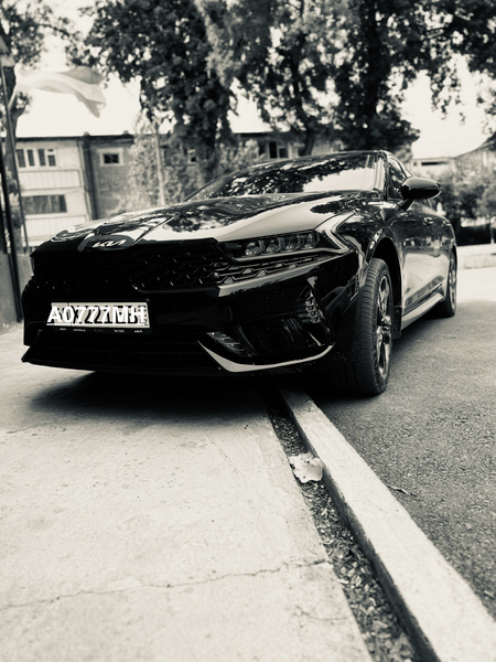 KIA K5 2023 отл сост