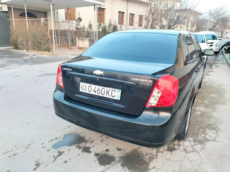 Лачетти 1,8. 3- позиция автомат  2012 год. пробег 126000.