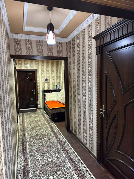 Продам бульшую 4-ком квартиру на карасу-4 с обстановкой А.К