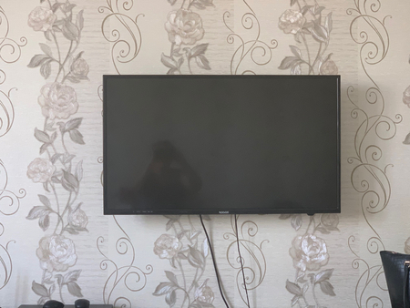 Продаётся телевизор Roison Led tv 43