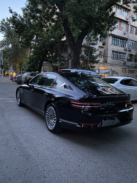Продаётся электромобиль GENESIS G80 новый 2023 года выпуска
