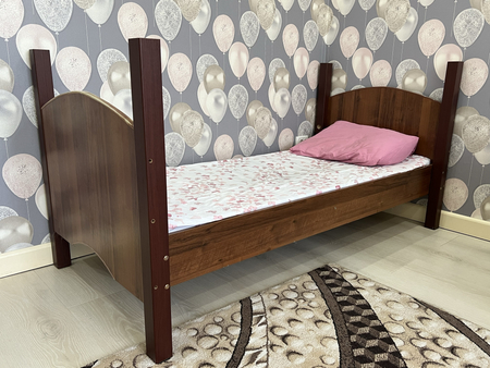 Продам дет.кровати. Размер 80*180. Крепкие.