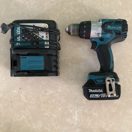 Аккумуляторная дрель-шуруповерт Makita-DDF481
