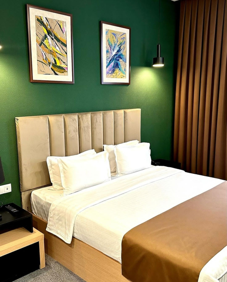 Bez Zaks mehmonxona . Gastnissa Hotel. Soatlik mehmonxona