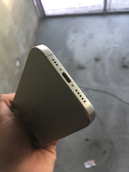 IPhone 15 Pro 118 gb LL/A
