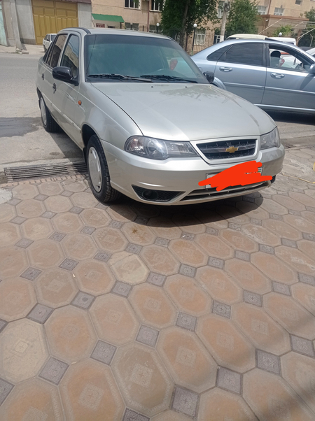 Некся 2 сотилади