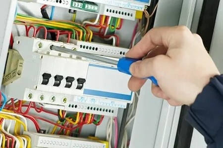 CHiller,VRF, santexnika,elektrika, ventilyatsiya ishlarini qilamiz