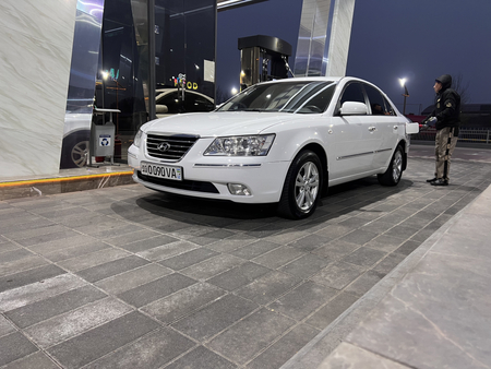 Hyundai Sonata 2009