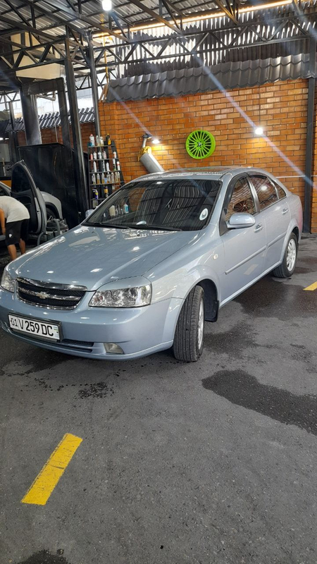 Chevrolet lacetti 1.6 avtomat