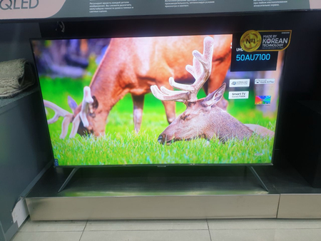 Samsung 50AU7100 UHD 4k.