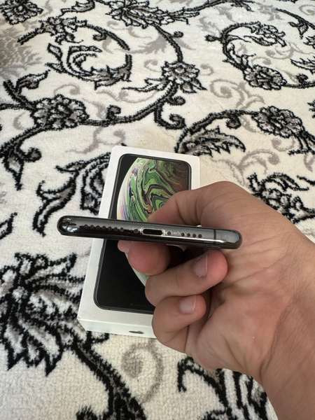 IPhone  XS MAX 256