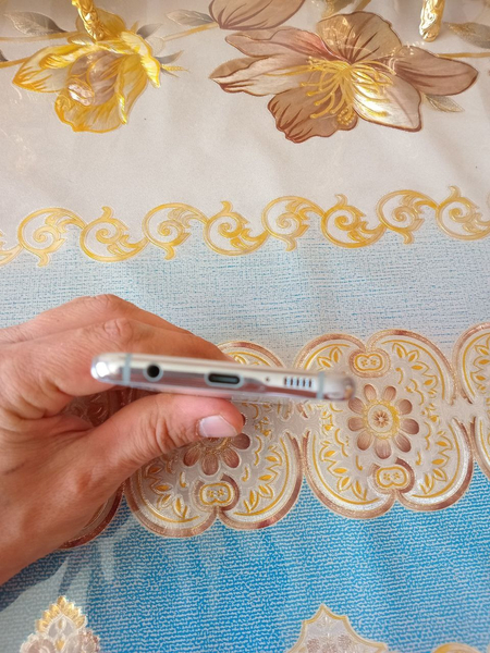 ОБМЕН Samsung  S10