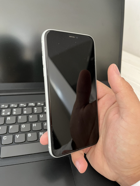 Iphone XR, 83% емкость, айби йок - холати ало