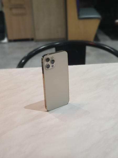 Iphone 12 pro 256GB gold