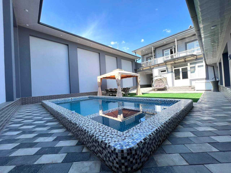 Дом Парк Бабура 5-комн 280 м² 3,6-сот 2-этажа евроремонт бассейн