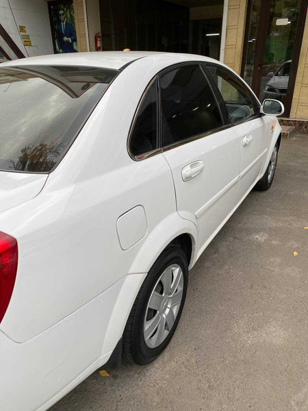 Gentra/2005/280 000+km/avtomat/benzin