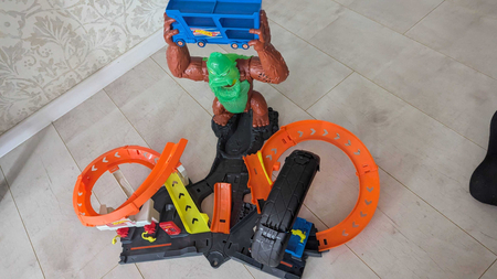 Трек Hot Wheels средний