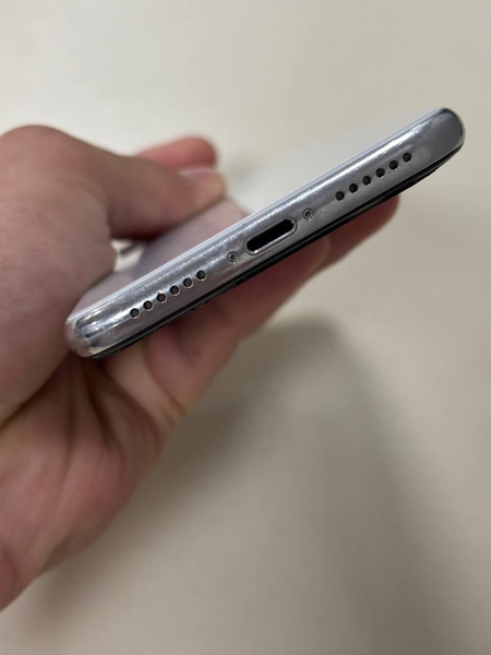 iPhone X 64 gb white