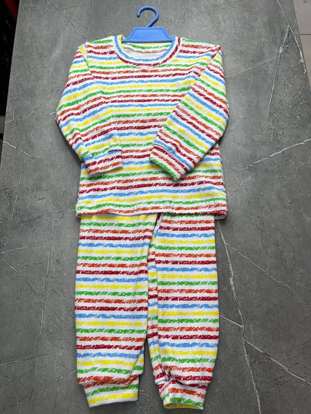 Pijamkalar bolalarga