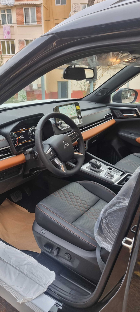 Mitsubishi Outlander, 2023