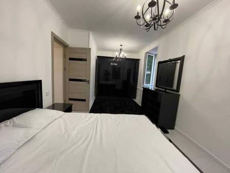 Срочно продается квартира 1/1/4 Мирзо Улугбек Ц-1 (J2791)