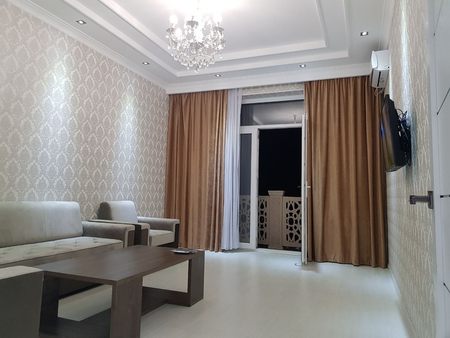 Arenda Hamza Golden Houz