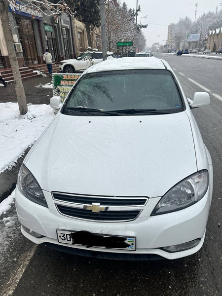 Продается lacetti gentra