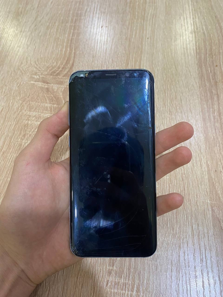Samsung S8 plus srochno arzon