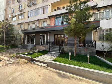 Мирабадский р-н;  2 линия  ор-р метро Ойбек Савдогар банк