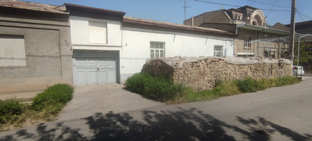 Uy sotiladi TAQACHIDA