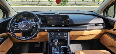 срочно продаётся KIA Karnival