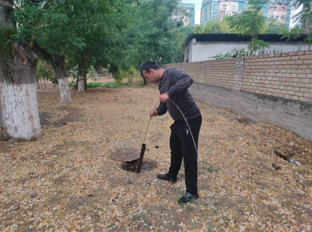 Kanalizatsiya tozalash 24/7 ishlimza
