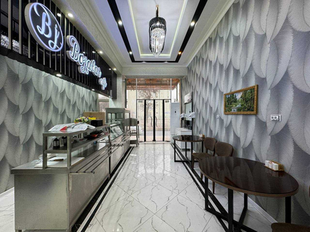 Tayyor ishlab turgan kafe tezda sotiladi
