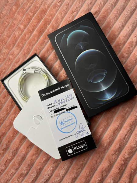 iPhone 12 Pro Max , идеальное состояние