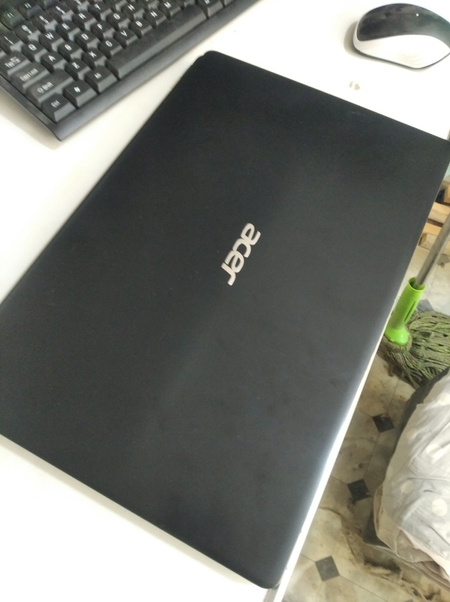 Acer core i3 10pokolenie
