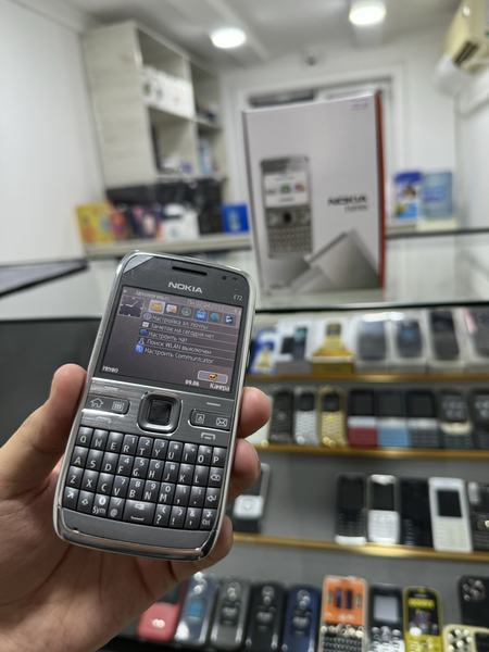Nokia E72 Оригинал
