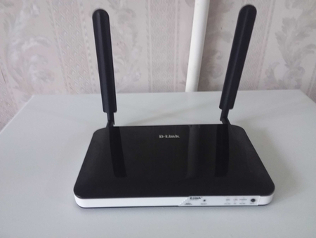 Вай-Фай роутер D-LINK DWR-921 Вставляется СИМ КАРТА 4G LTE для ОПТИКА