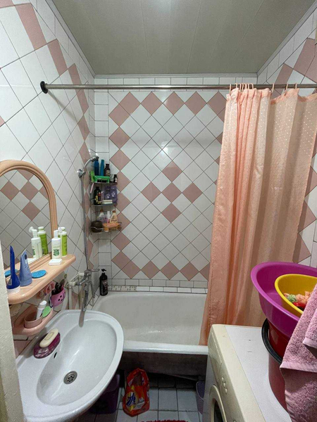 Срочно!!! Продажа 2в3 комнатной квартиры на 7 квартале ID: MD 411