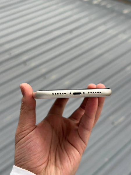 Iphone 11 ideal .