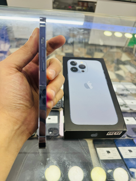 iPhone 13 Pro 256 gb blue
