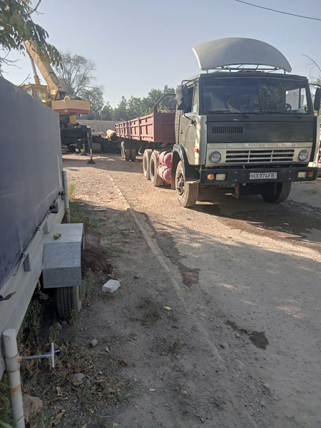 Kamaz ishlab turgan