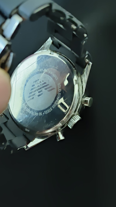 Emporio Armani kvarsoviy